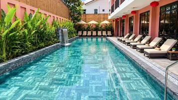 Piscina exterior