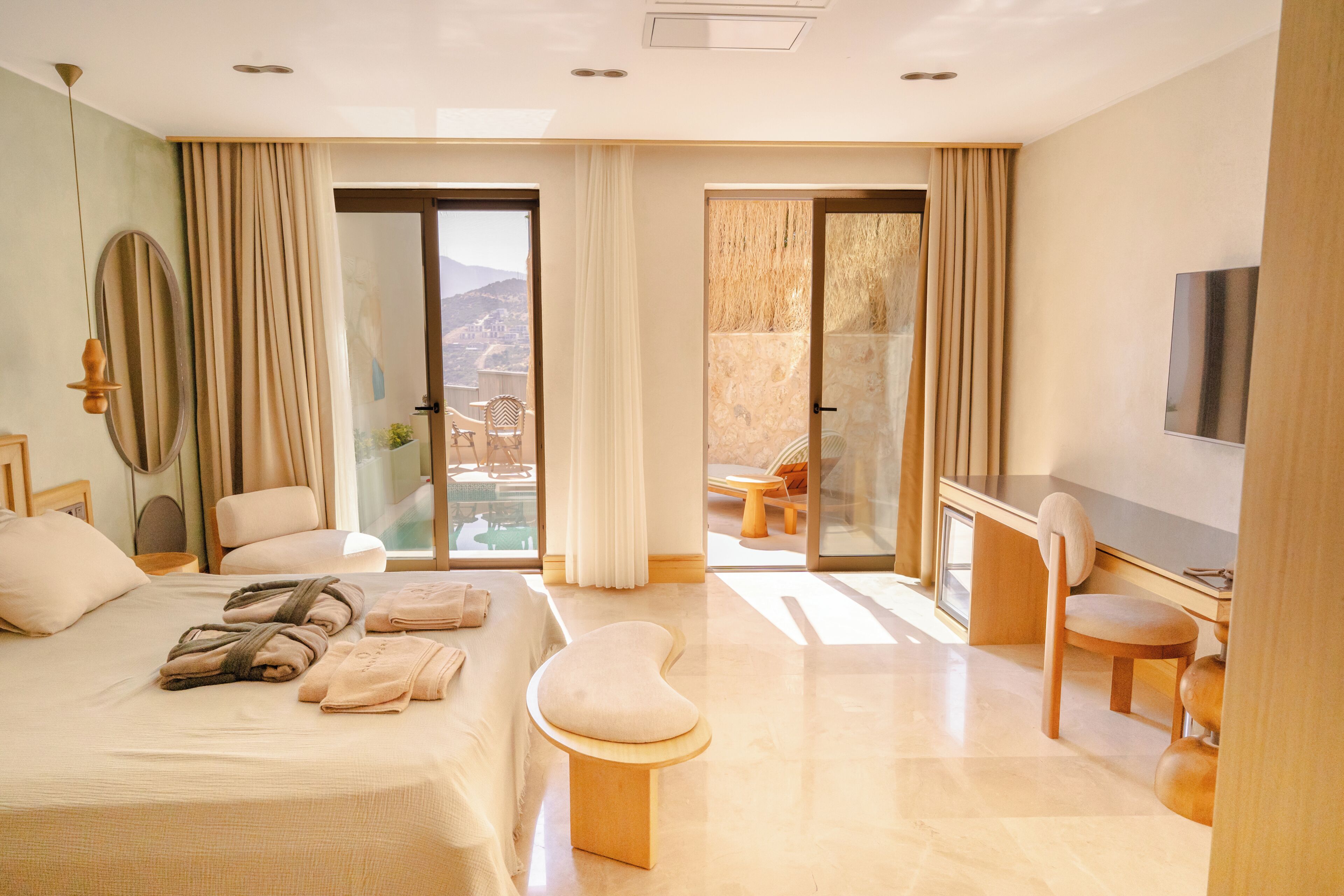 Room with Private Pool | Wi-fi grátis, roupa de cama fornecida 