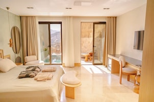 Room with Private Pool | Wi-Fi de cortesia, roupa de cama