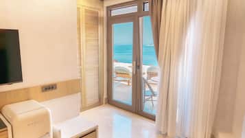 Quarto Deluxe, vista para o mar | Wi-fi grátis, roupa de cama fornecida