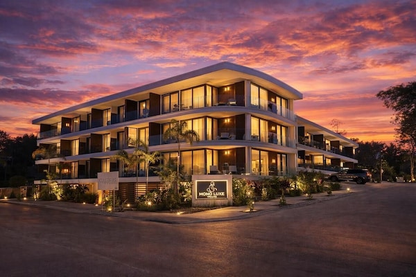 Mono Luxe Villas - Playa Langosta