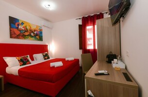 Quarto casal ou duplo, vista para a cidade | Wi-Fi de cortesia