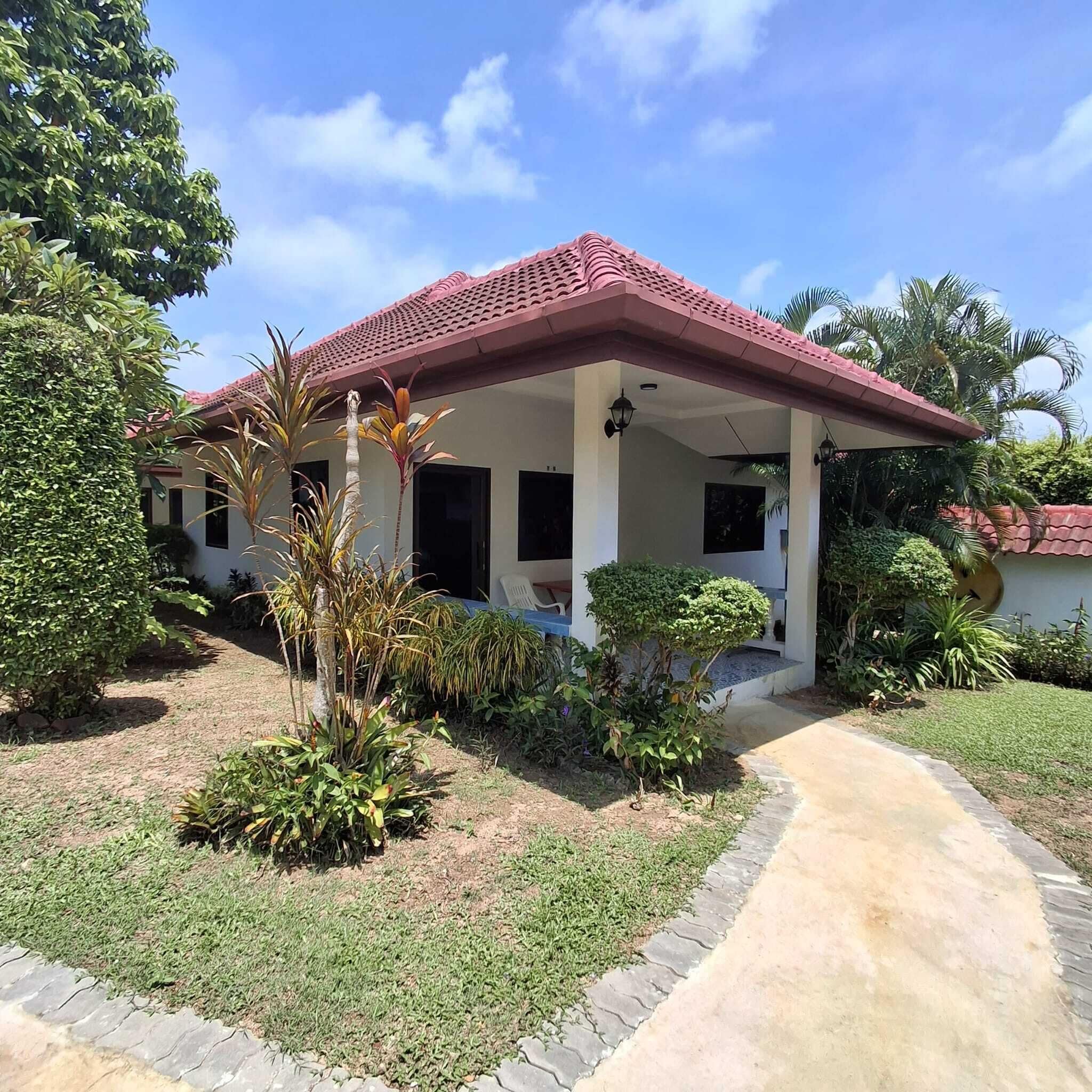 Bungalow Superior, pátio, vista para o jardim | Exterior