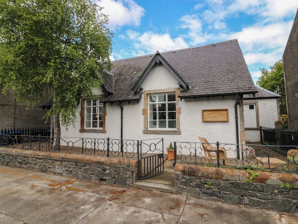 Luxury Old School - Peebles