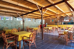 Pequeno-almoço tipo buffet diário incluído