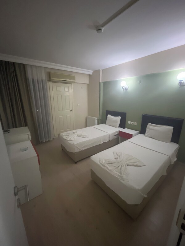 Aargau Otel - Kuşadası