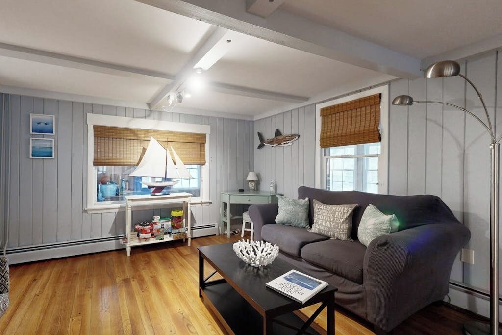 Spacious Home Close To The Beach With Golf & Playground Nearby - Dogs Welcome - York, ME