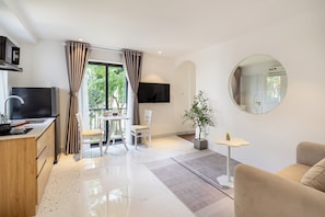 Suite, varanda, no edifício anexo | Vista do quarto