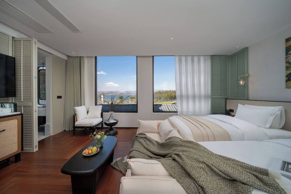 Quarto Twin Comfort, vista para o lago | Wi-fi grátis 