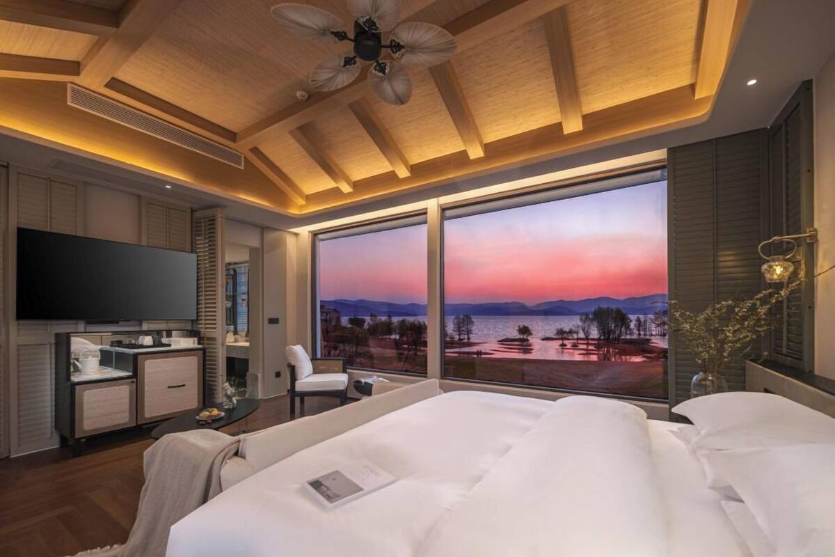 Quarto Duplo Comfort, ar condicionado, vista para o lago | Wi-fi grátis 