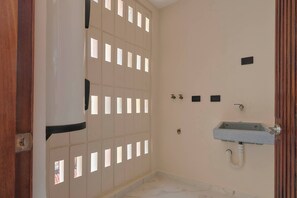 Modern Suite with Pool in San Felipe del Agua Reviews, Deals & Photos ...