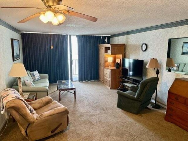 Royal Garden Resort 1210 1 Bedroom Condo - Garden City, SC