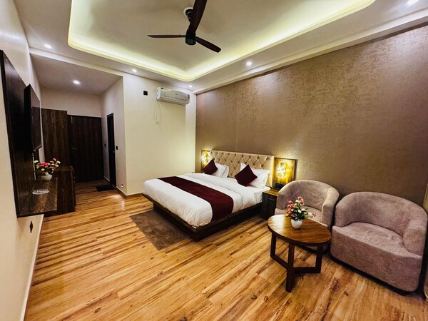 Casa Del Sol Lakeview Homestay - Bhimtal