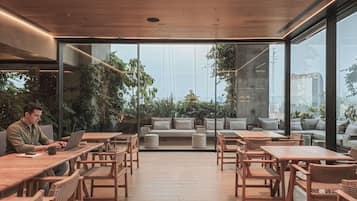 Snack-bar