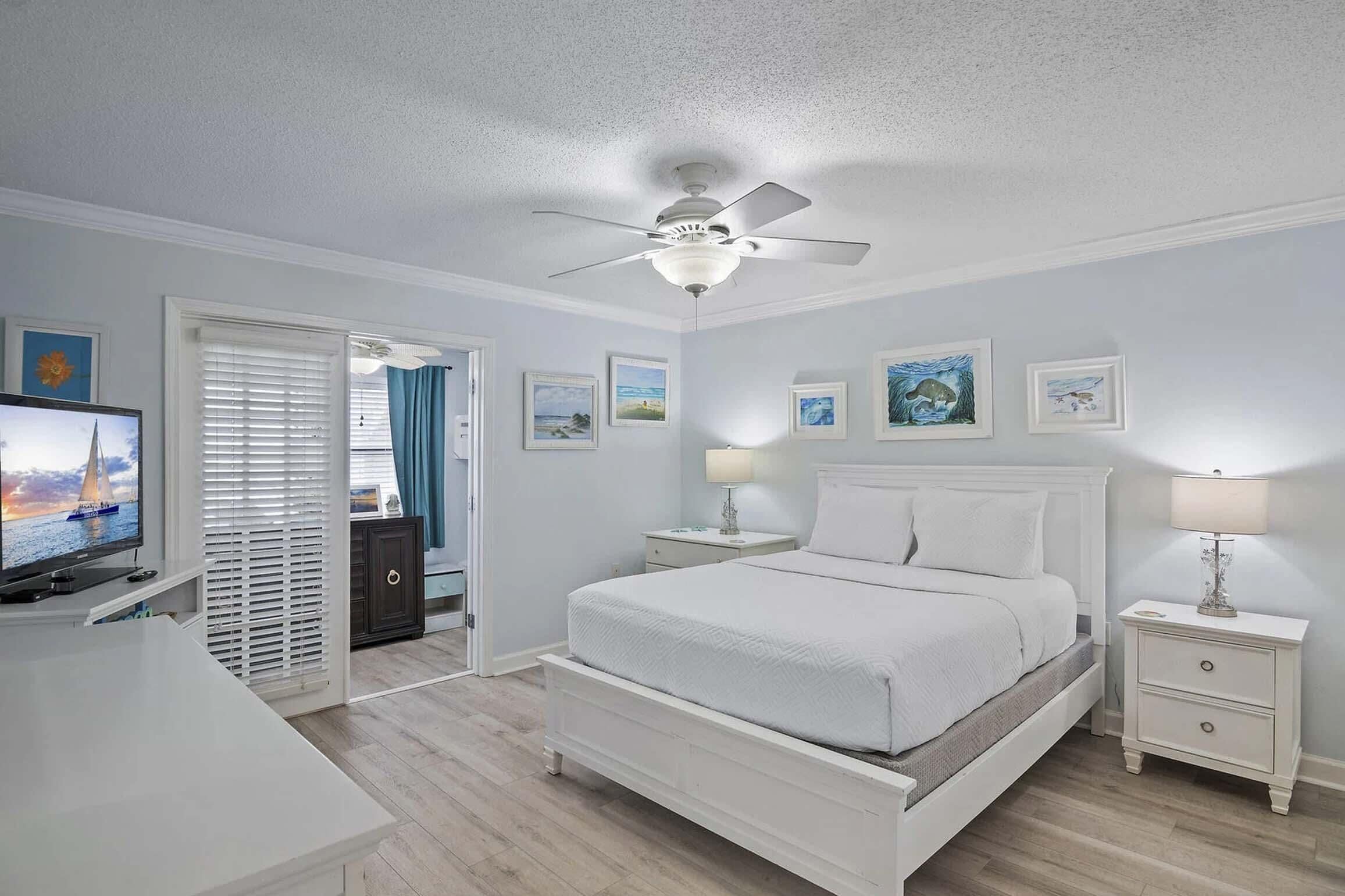 Condo, 1 cama Queen e sofá-cama (Chateau La Mer #13A) | 1 quarto