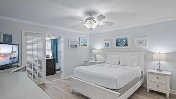 Condo, 1 cama Queen e sofá-cama (Chateau La Mer #13A) | 1 quarto