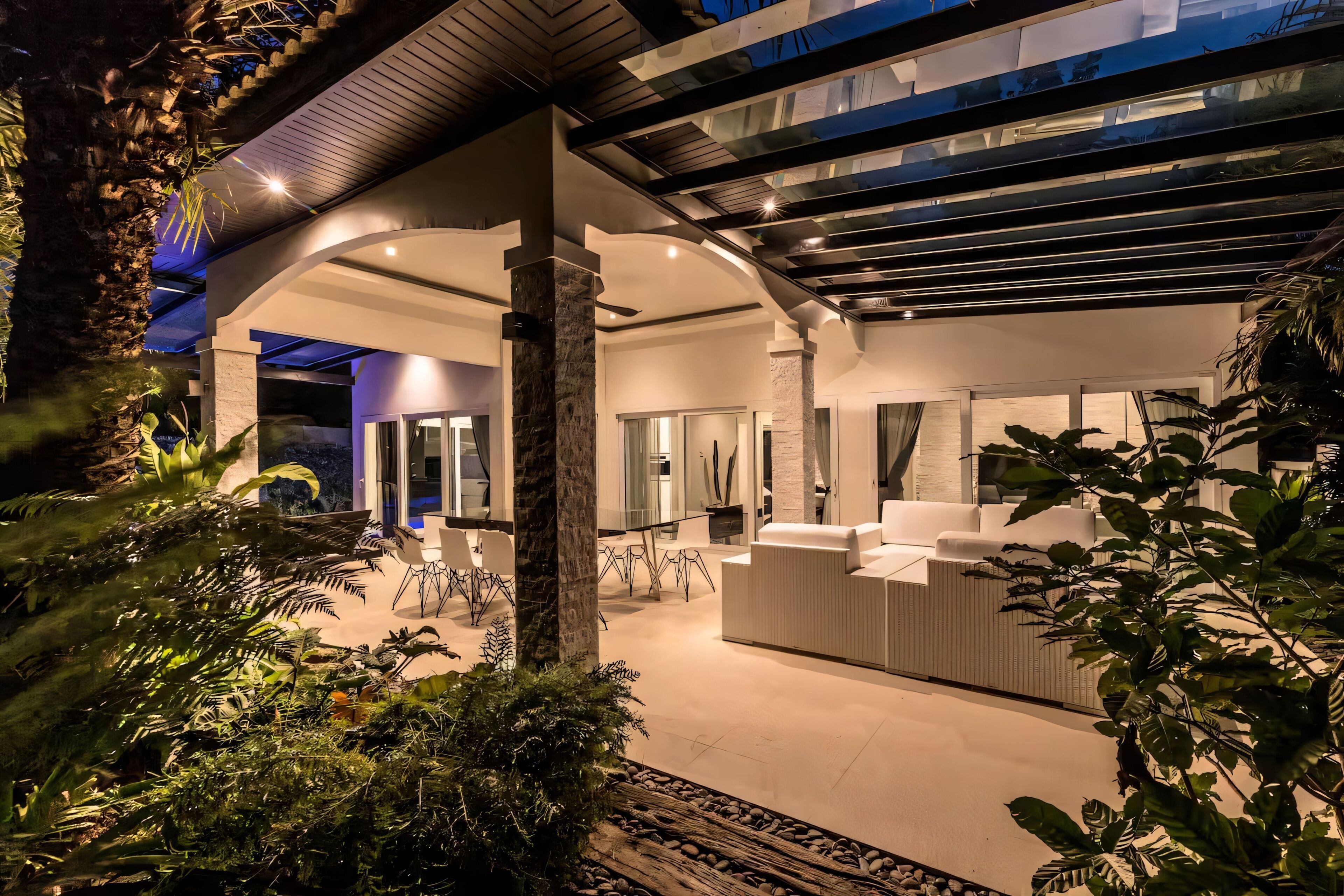 Villa de Luxo, vista para o jardim | Terraço/pátio interior