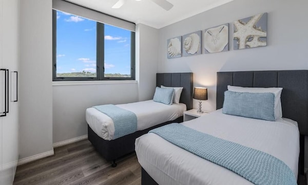 Sunny Coast Escapes Maroochydore - Sunshine Coast Queensland, Australia