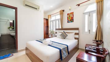 Quarto casal luxo | Wi-Fi de cortesia, roupa de cama