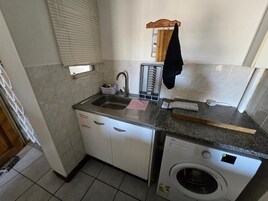 Apartamento, 3 quartos | Interior