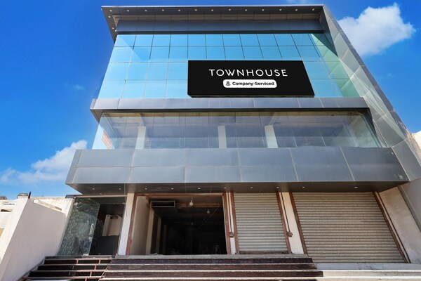 Classic Townhouse Geeta Nagar Metro - 칸푸르