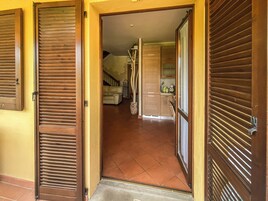 Apartamento, 3 quartos, varanda, vista para o jardim | Interior