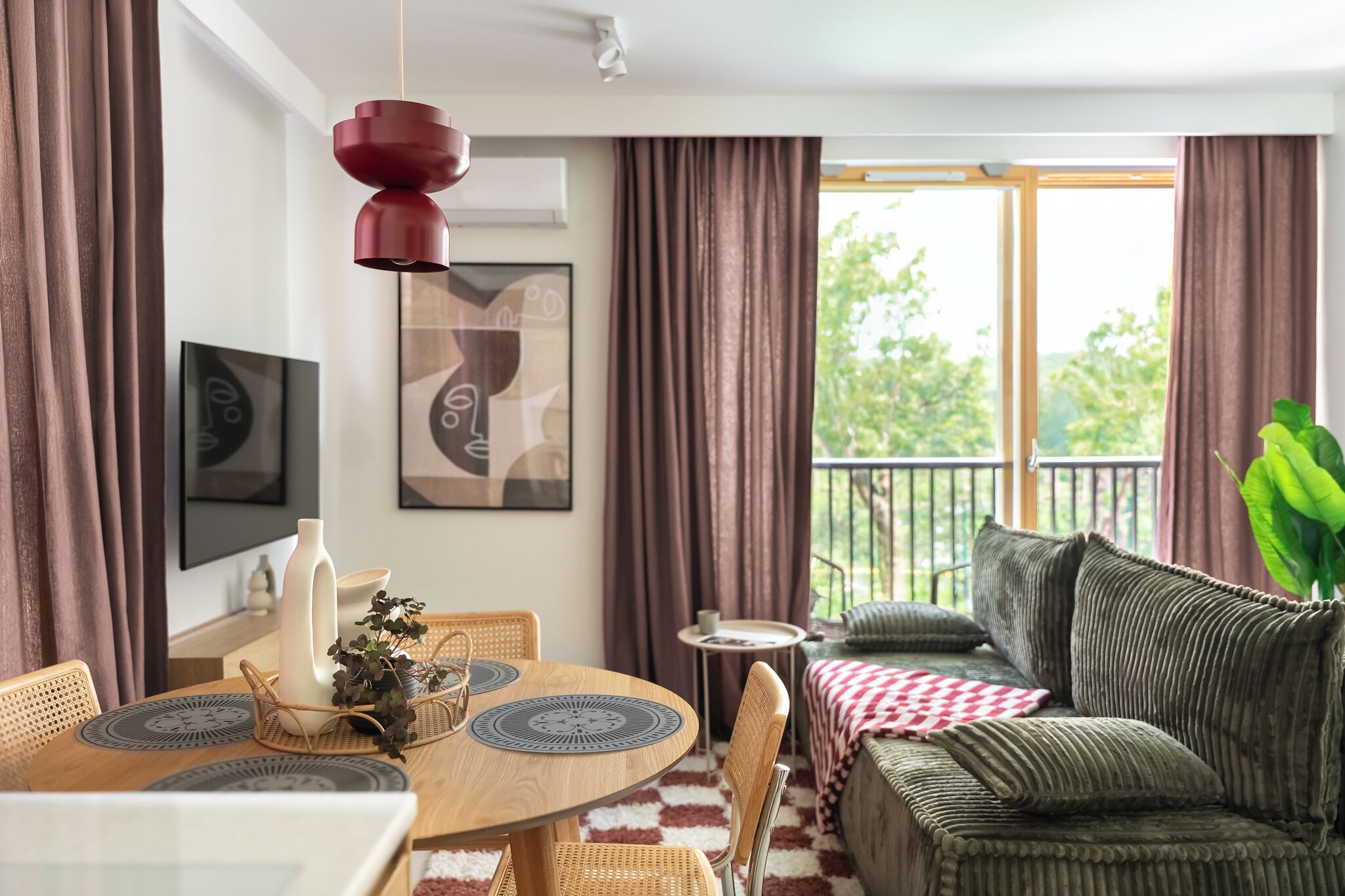 Apartamento conforto, sacada | Roupas de cama premium, individualmente mobiliados