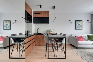 Apartamento Comfort, varanda | Restaurantes
