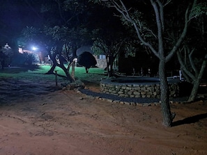 Bungalow, 2 quartos, vista para a montanha | Terrenos do alojamento