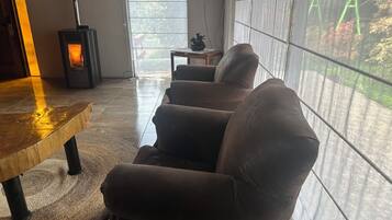 Casa Familiar, varanda, vista para o jardim | Interior