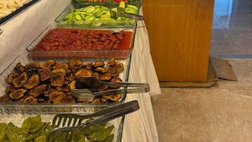 Buffet de pequeno-almoço