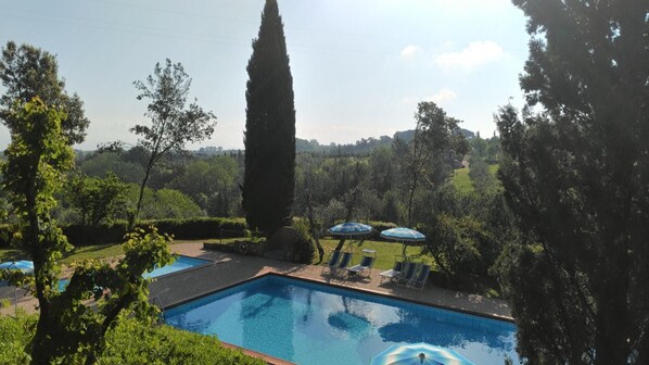 Villetta Brunelleschi: Privacy and Comfort on Two Levels Reviews, Deals ...