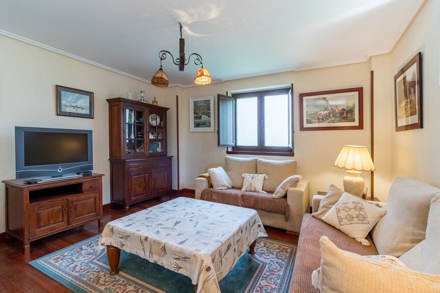 Casa Torre De Guriezo 6 Plazas Con Vistas A La Montaña, Balcón Y Wi-fi - Castro Urdiales