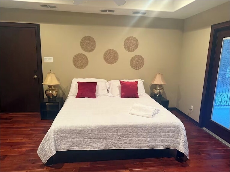 Charming Apartment In Awesome Mission With Cool Ac Breeze - Mission, TX