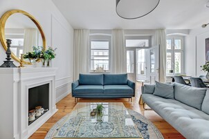Apartamento Deluxe, Vista para a cidade | Sala de estar