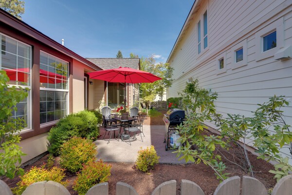 Bend Home: Office, Garage, Parks, Seasonal Pool! - Bend, OR
