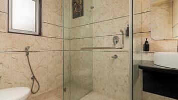 Quarto Deluxe | Casa de banho