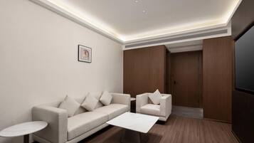 Suíte executiva, 1 cama King, para fumantes, vista para o rio