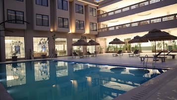 Piscina exterior