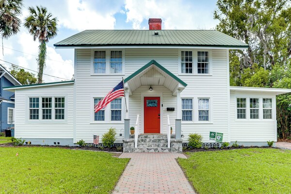 Walk To Stetson And Historic Downtown Deland! - DeLand, FL