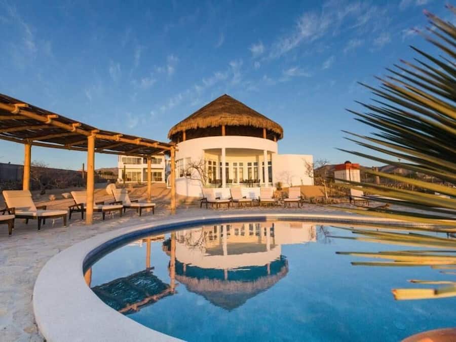 2 piscinas exteriores