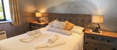 5 quartos, Wi-Fi de cortesia, individualmente decorados