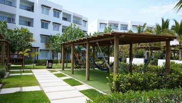 Apartamento Standard, varanda | Terrenos do alojamento