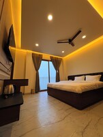 Quarto casal premium, vista para a montanha | Wi-Fi de cortesia