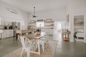 Casa, casa de banho privativa (Afton Clubhouse) | Restaurantes