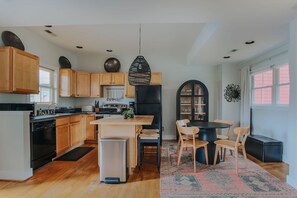 Casa, banheiro privativo (Oasis on 5th) | Cozinha compartilhada