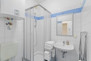 Apartamento Básico, 1 quarto | Casa de banho