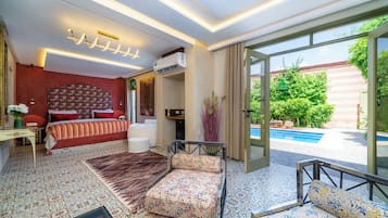 Suite de Luxo | Minibar, cofre no quarto, secretária, ferro/tábua de engomar