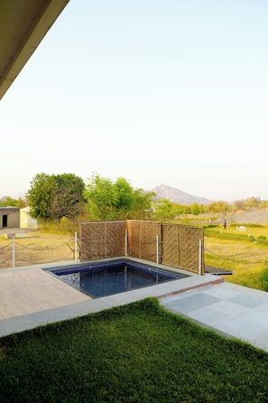 Vila luxo, piscina particular, vista para a montanha | Piscina | Piscina externa