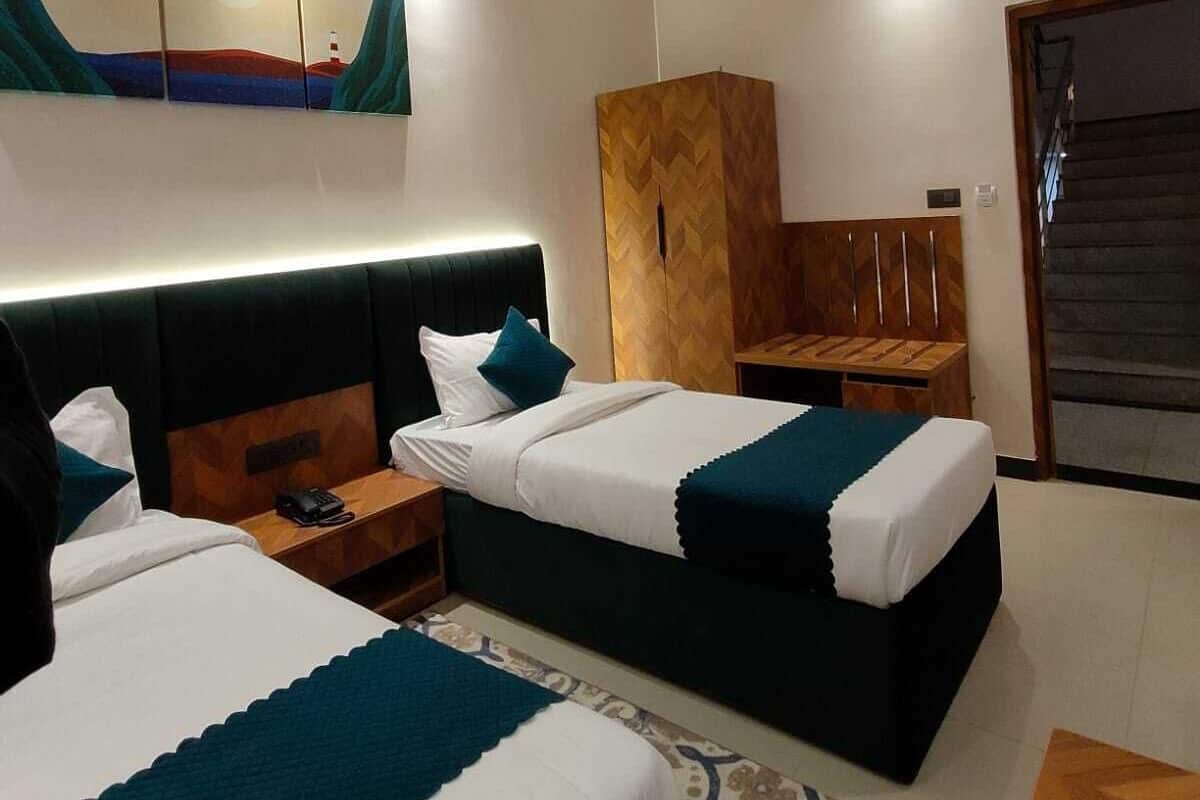 Quarto duplo básico | Roupa de cama